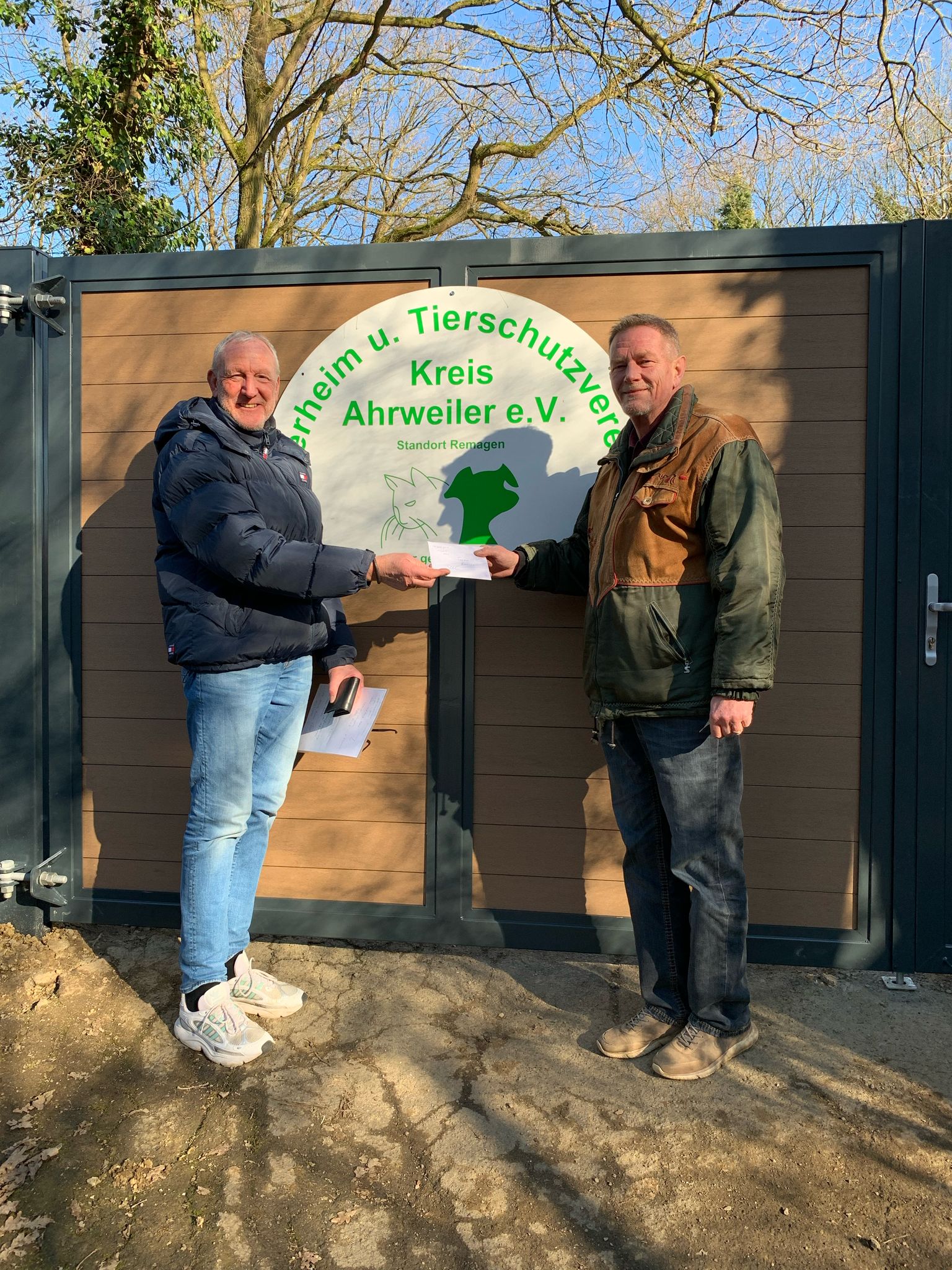 500 Euro für das Tierheim Remagen - Tierheim Kreis Ahrweiler / Remagen